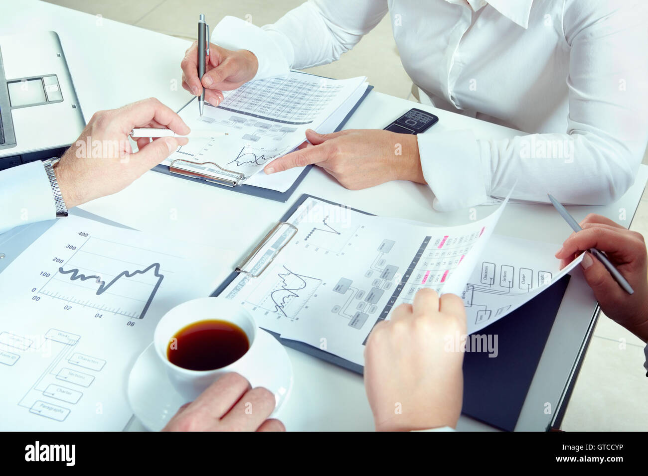 Statistics data hi-res stock photography and images - Alamy