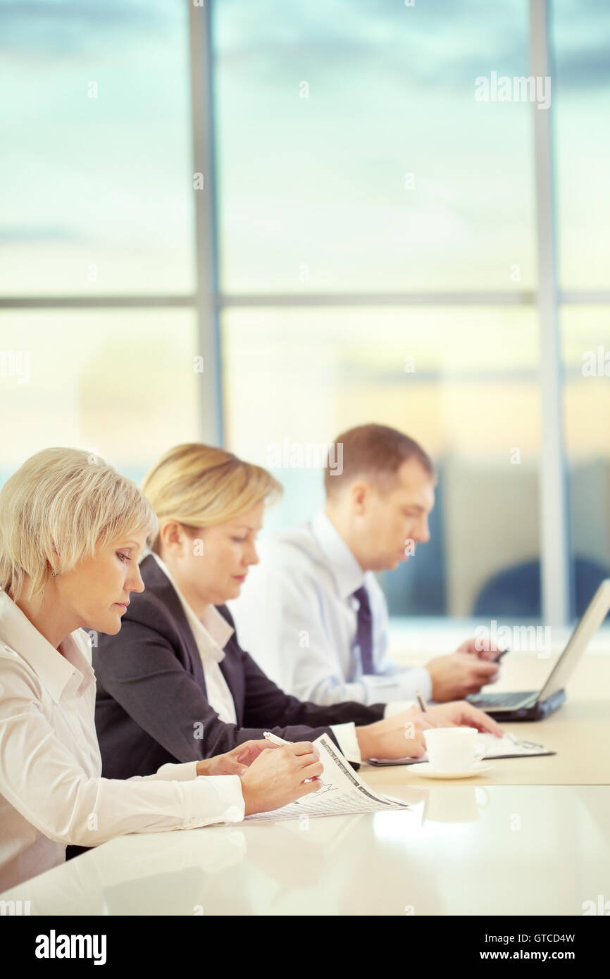 Business people working Stock Photo - Alamy