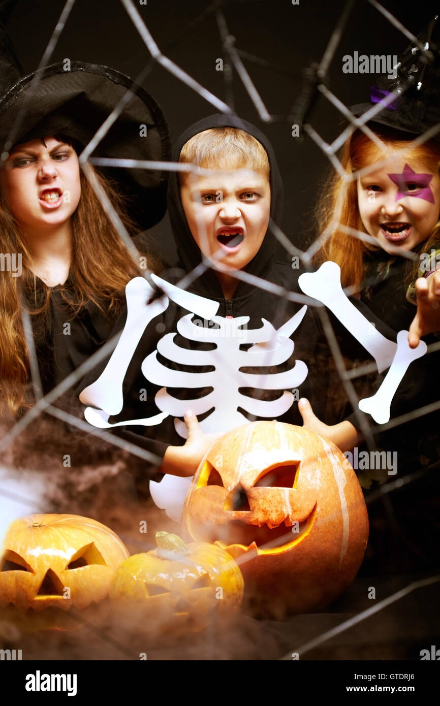Halloween characters hi-res stock photography and images - Alamy