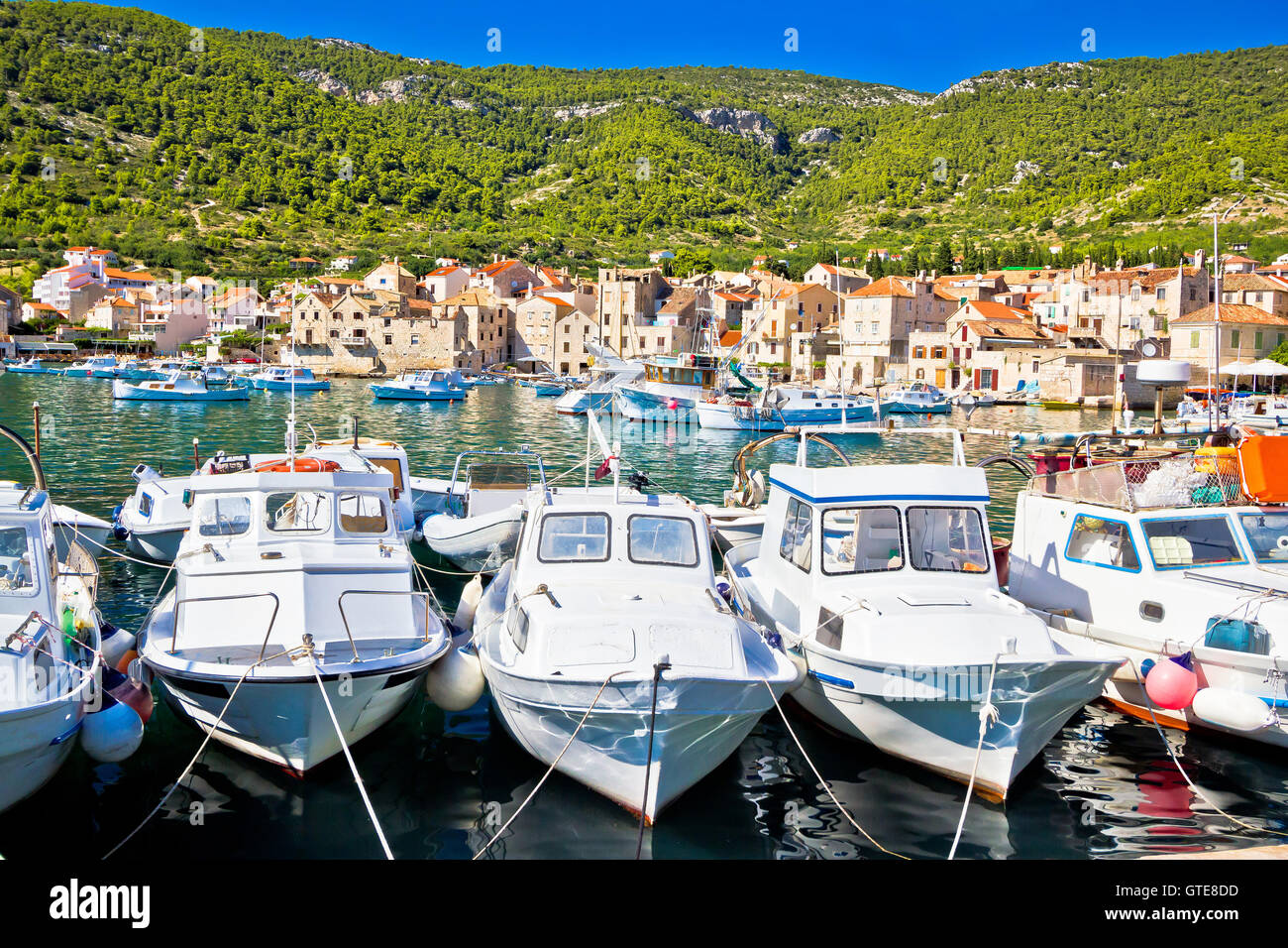 Mediterranean village of Komiza waterfront, Island of Vis in Croatia ...