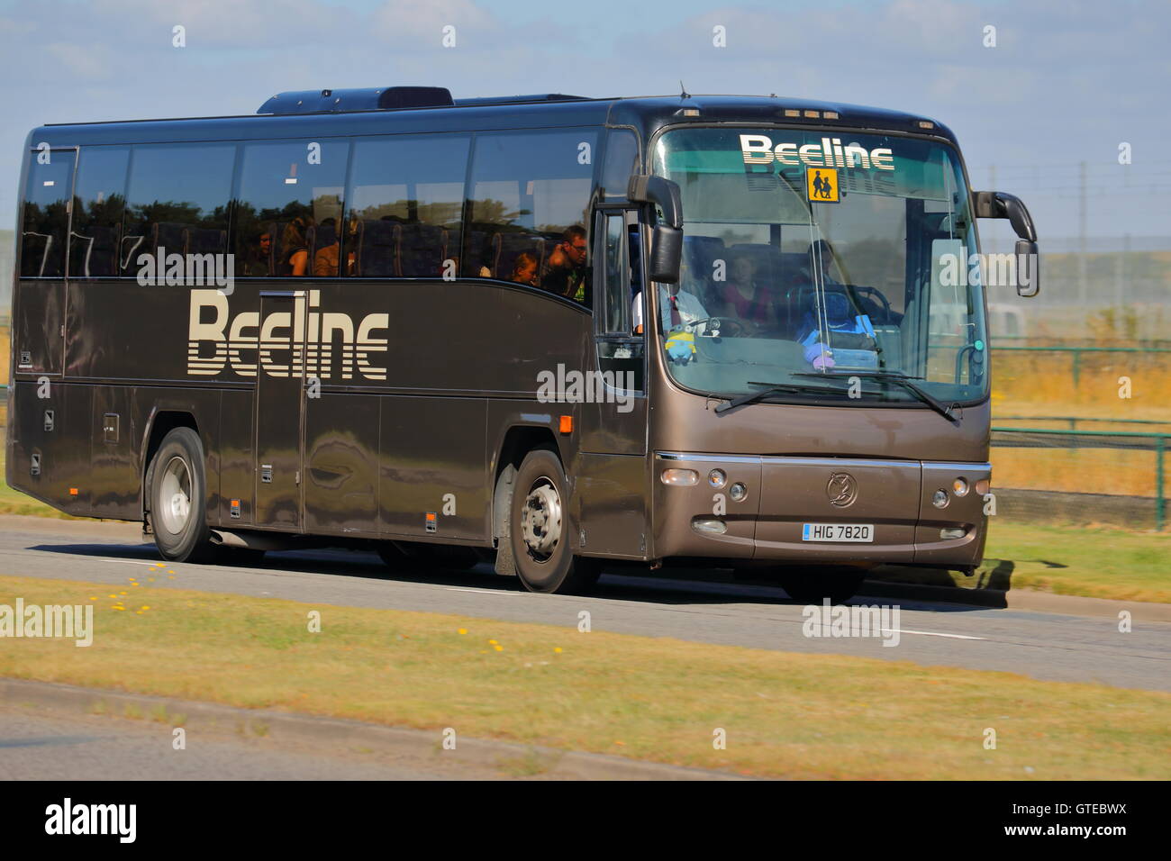Beeline Bus near London Heathrow Airport, UK Stock Photo - Alamy