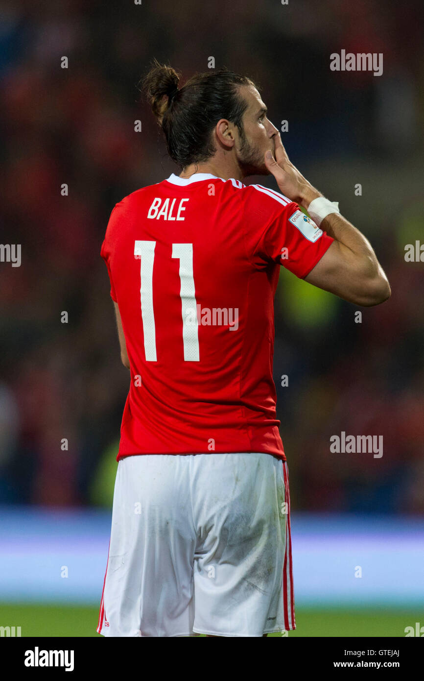 Welsh footballer Gareth Bale in action for Wales football team Stock ...