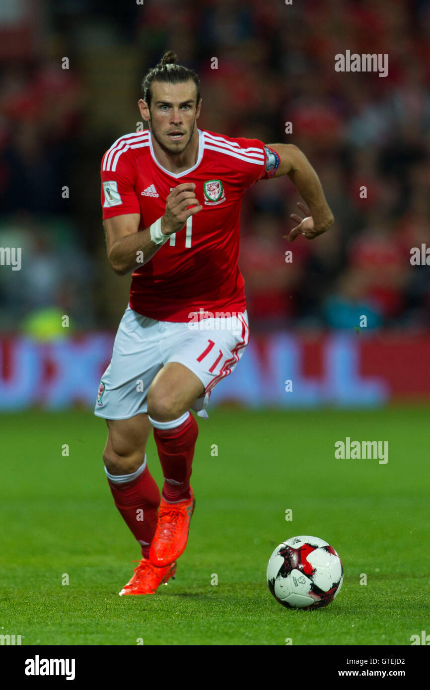 Welsh footballer Gareth Bale in action for Wales football team Stock ...