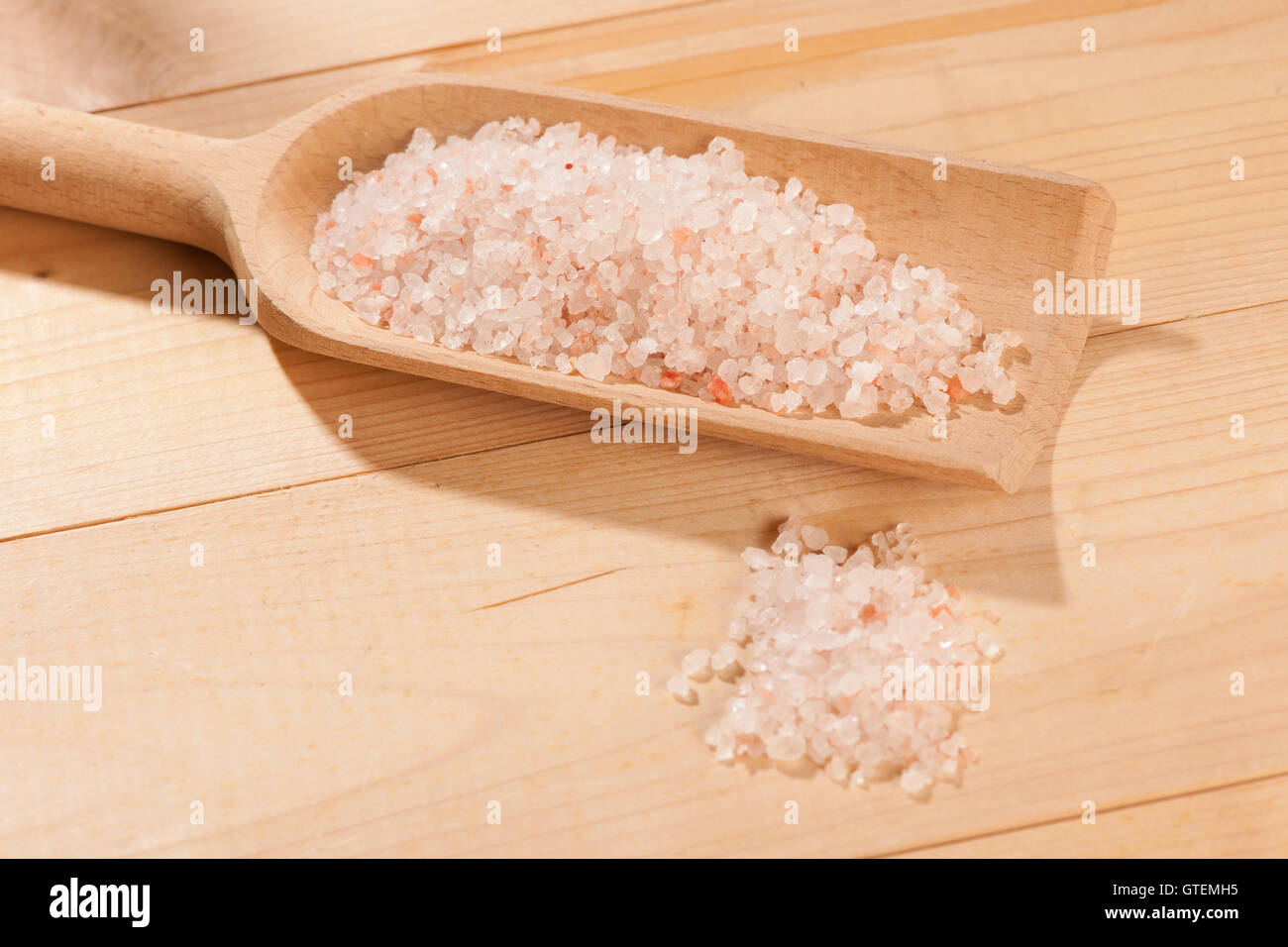 Salt pile table hi-res stock photography and images - Alamy