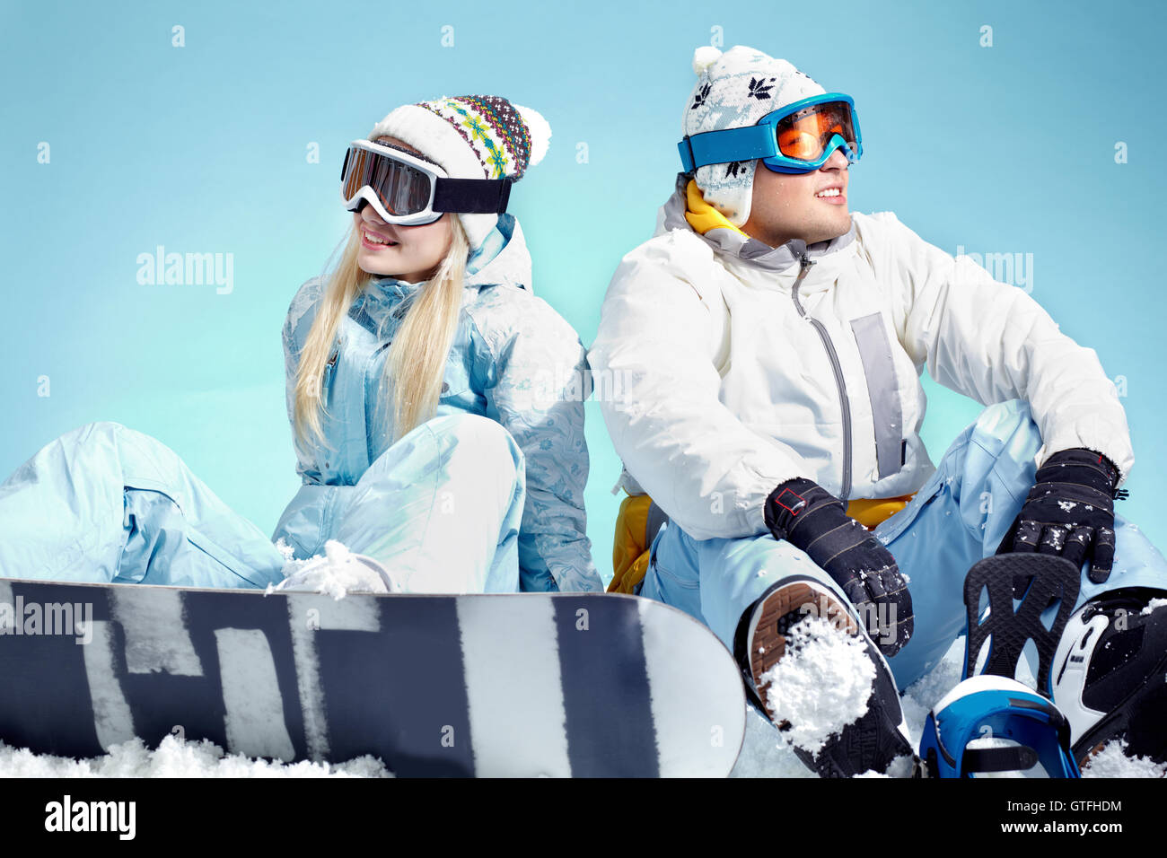 Snowboarders relaxing hi-res stock photography and images - Alamy