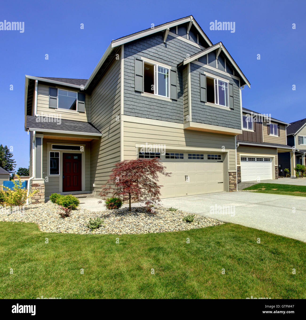 New American home exterior Stock Photo - Alamy