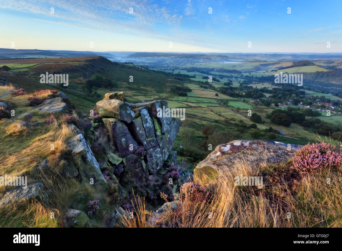 Curbar Edge in the Peak District Stock Photo - Alamy