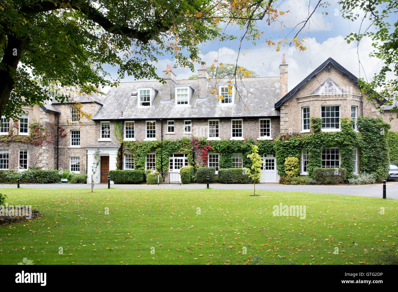 Brough Golf Club East Yorkshire club house Stock Photo - Alamy