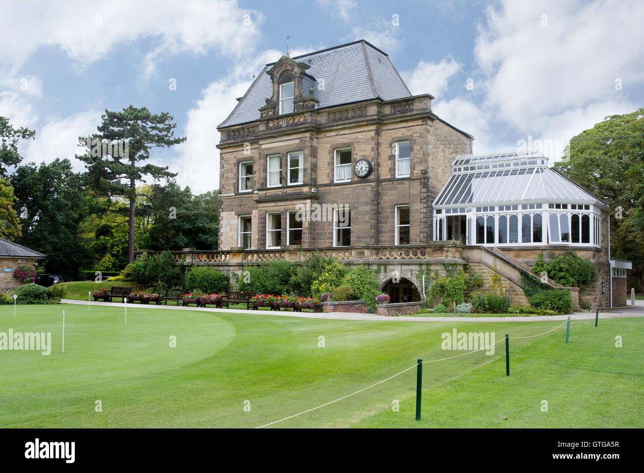 Brough Golf Club East Yorkshire club house Stock Photo - Alamy