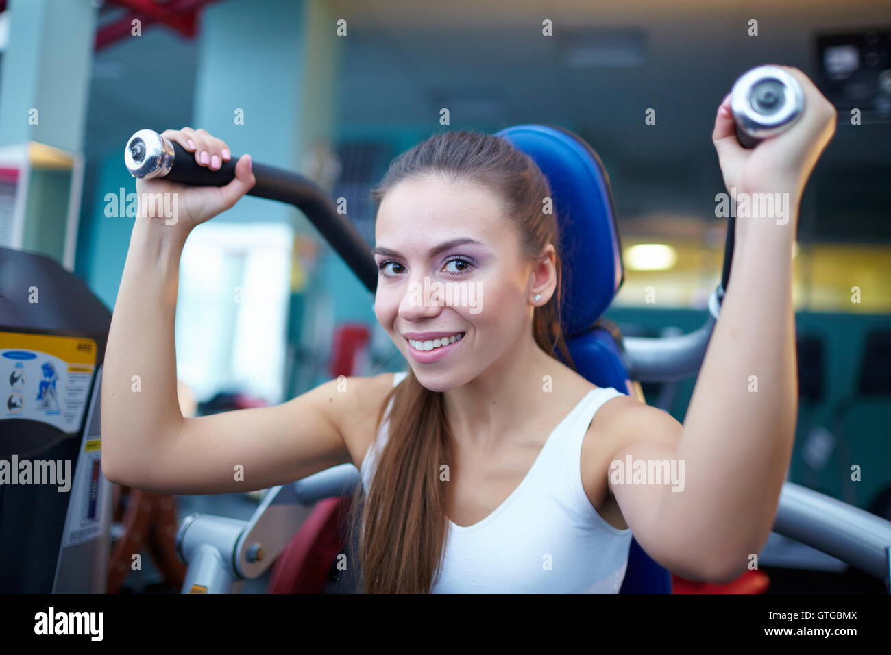 pretty girl training at the gym Stock Photo - Alamy