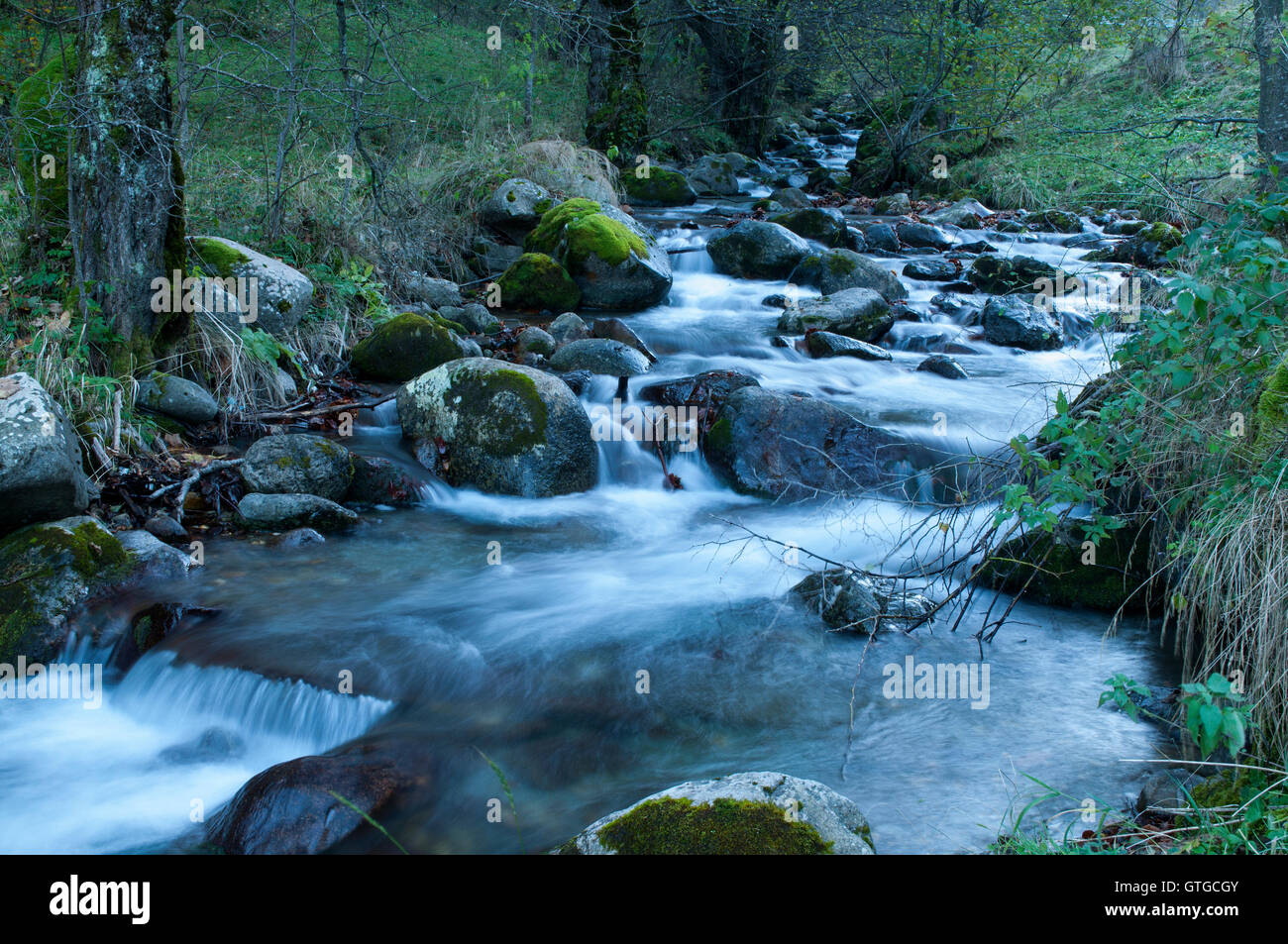 Spring mountain water hi-res stock photography and images - Alamy