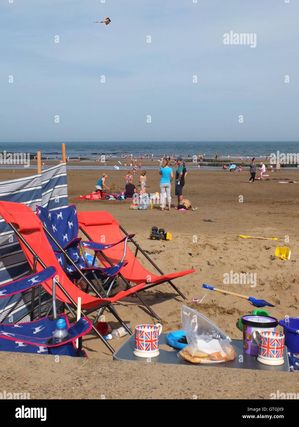 Middle camp beach hi-res stock photography and images - Alamy