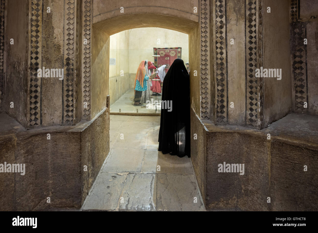 Vakil Bathhouse in Shiraz - Vakil bath house (Hamam Vakil) has been an ...
