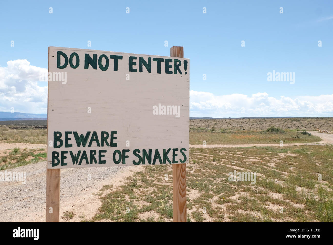 Beware of snakes sign hi-res stock photography and images - Alamy