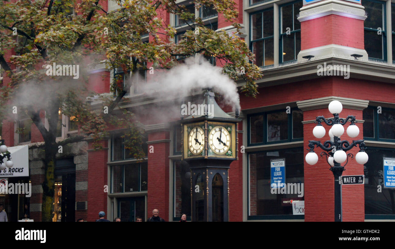 Historic steam clock in gastown hi-res stock photography and images - Alamy