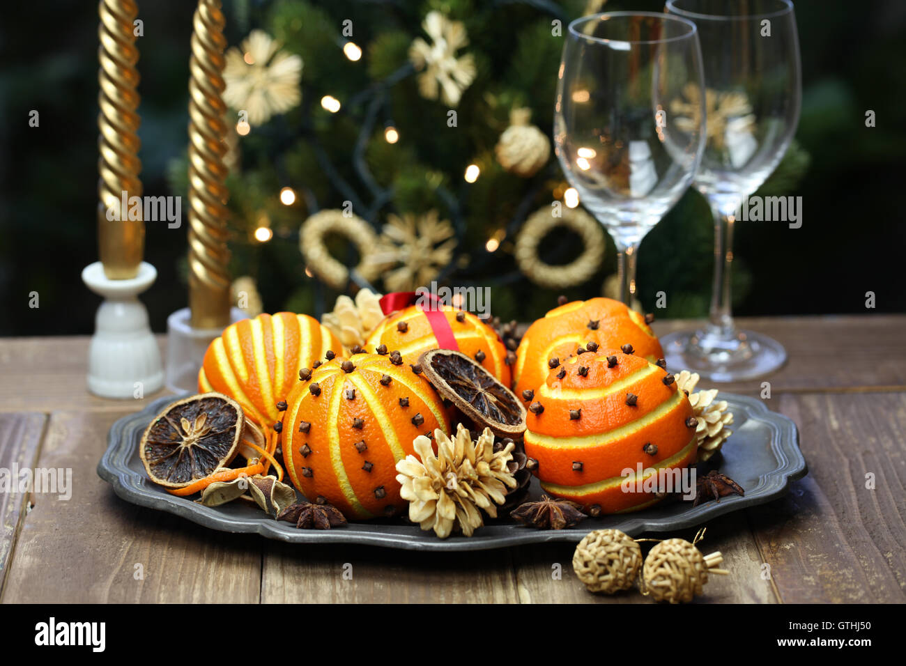 Orange pomander hi-res stock photography and images - Alamy
