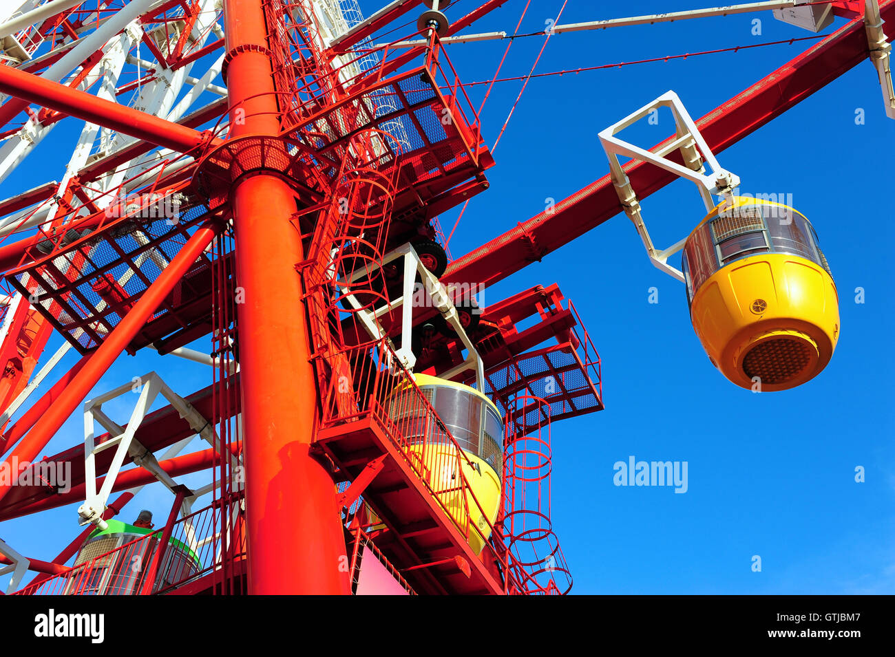 Vibrant colored ferris wheel hi-res stock photography and images - Alamy