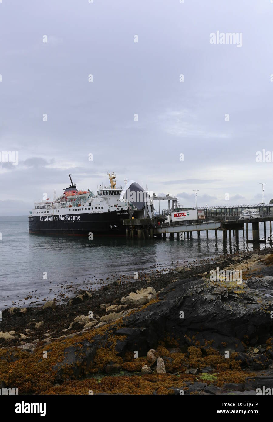 Spar lorry driving onto Calmac ferry MV Isle of Mull docked Craignure ...