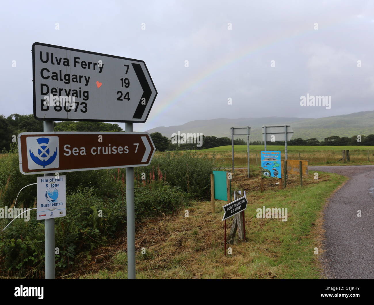 Sign on B8073 Isle of Mull Scotland September 2016 Stock Photo - Alamy