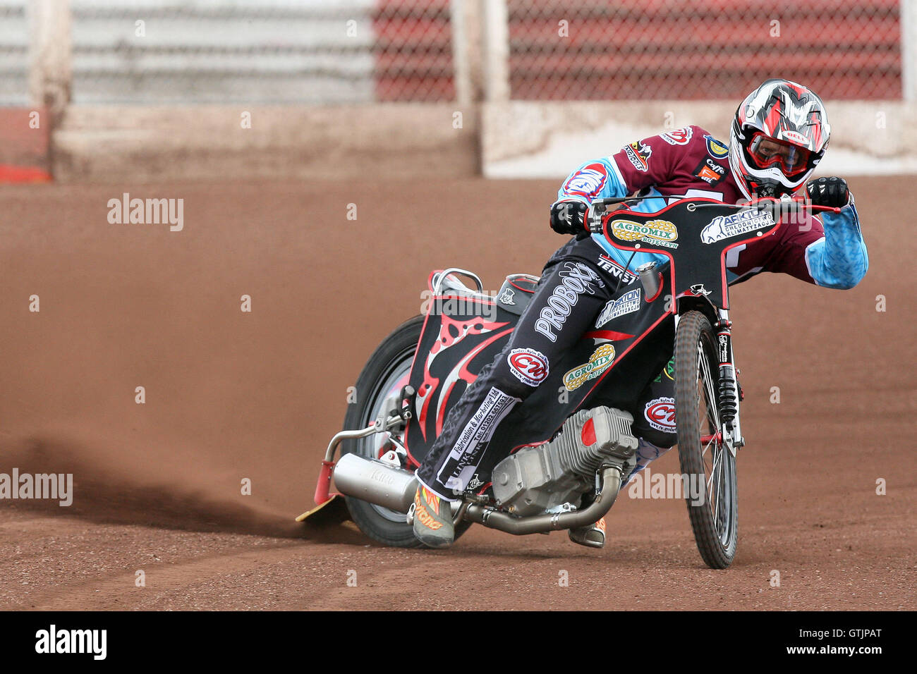 Adam Shields rides for Lakeside Hammers during pre-season speedway ...
