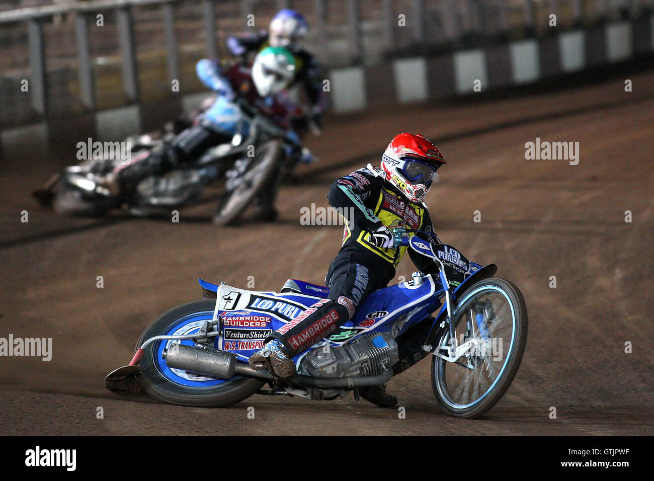 Heat 1: Harris (red) ahead of Richardson and Barker - Coventry Bees vs ...