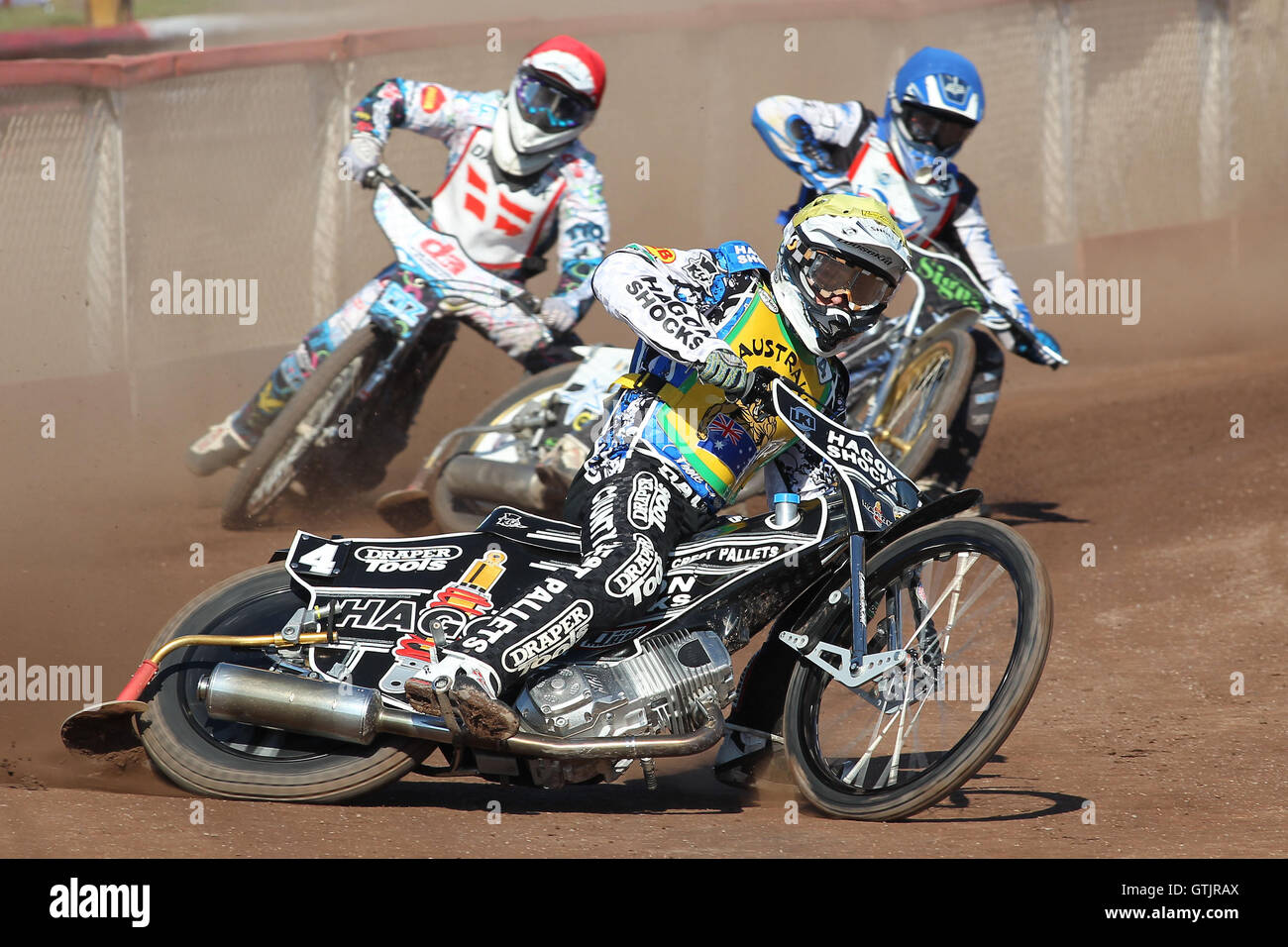 Heat 4: Darcy Ward (Australia) out in front - FIM Speedway World Under ...