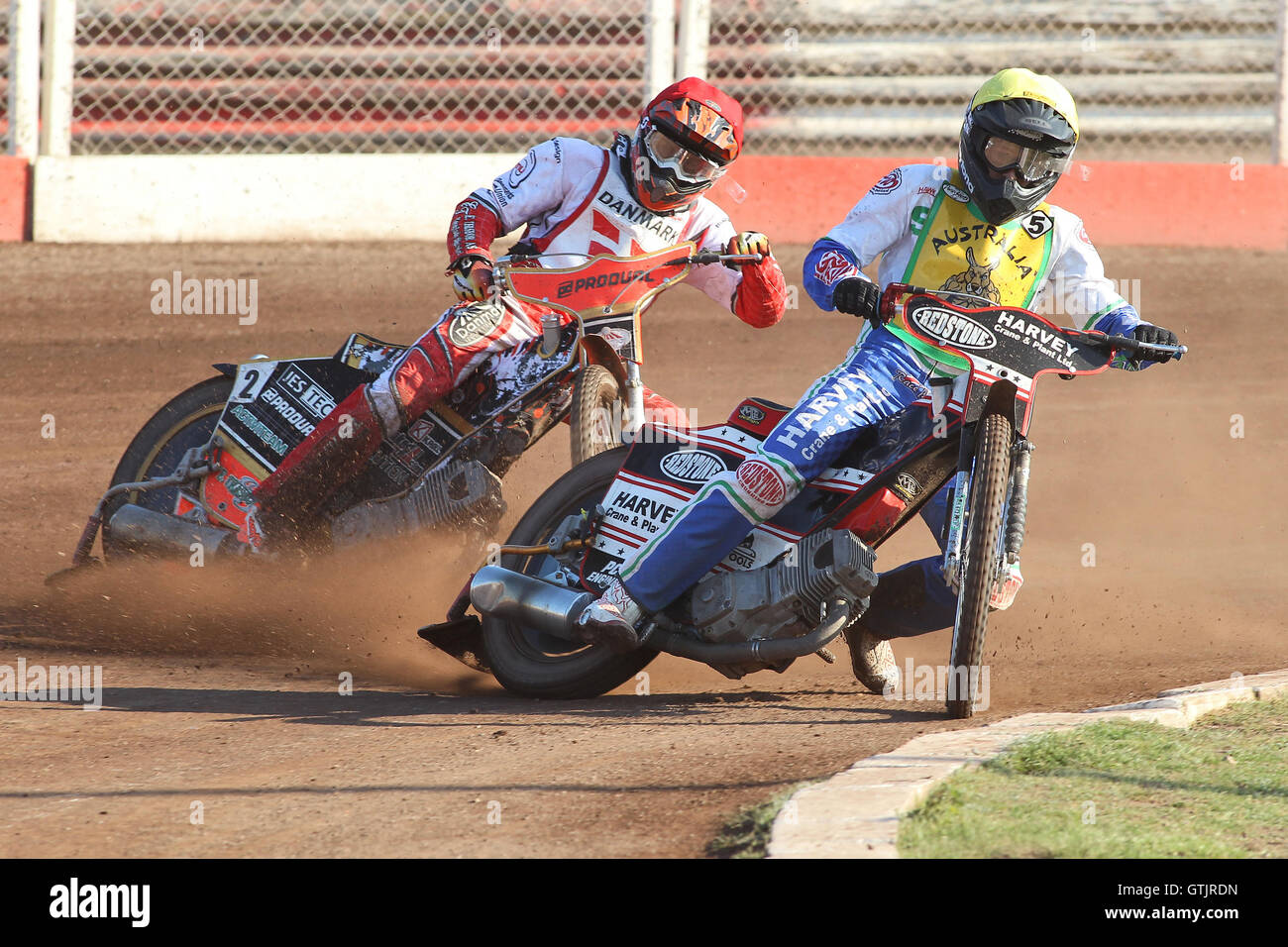 Heat 12: Dakota North (Australia) ahead of Mikkel Michelsen (Denmark ...
