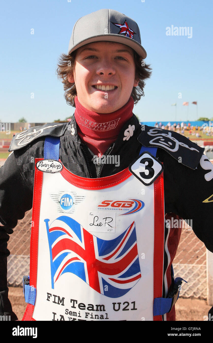 Under 21 bike racing hi-res stock photography and images - Alamy