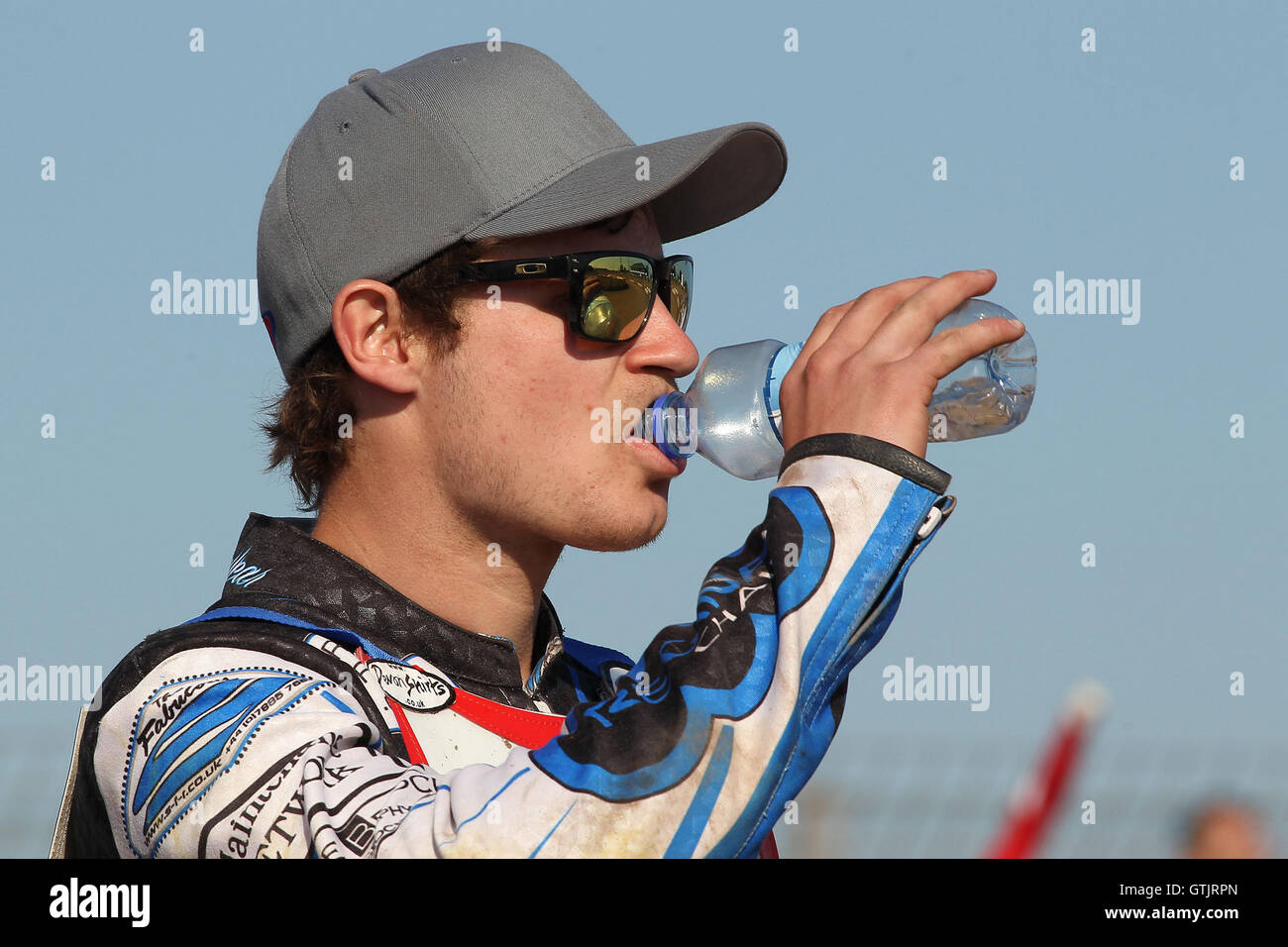 Steve Worrall (GB) takes on water - FIM Speedway World Under-21 Team ...