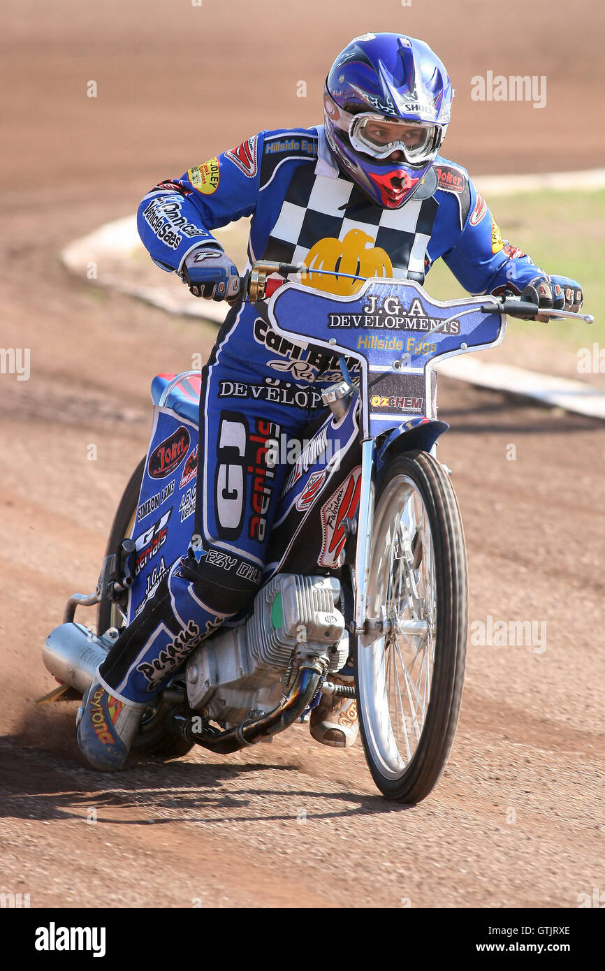 Ben Hopwood of Hackney Hawks in riding action - Hackney Hawks Speedway ...