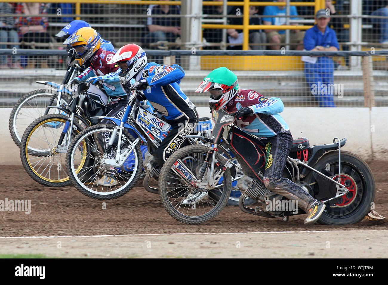 Heat 11: Adam Shields (green), Piotr Swiderski (red), Jonas Davidsson ...