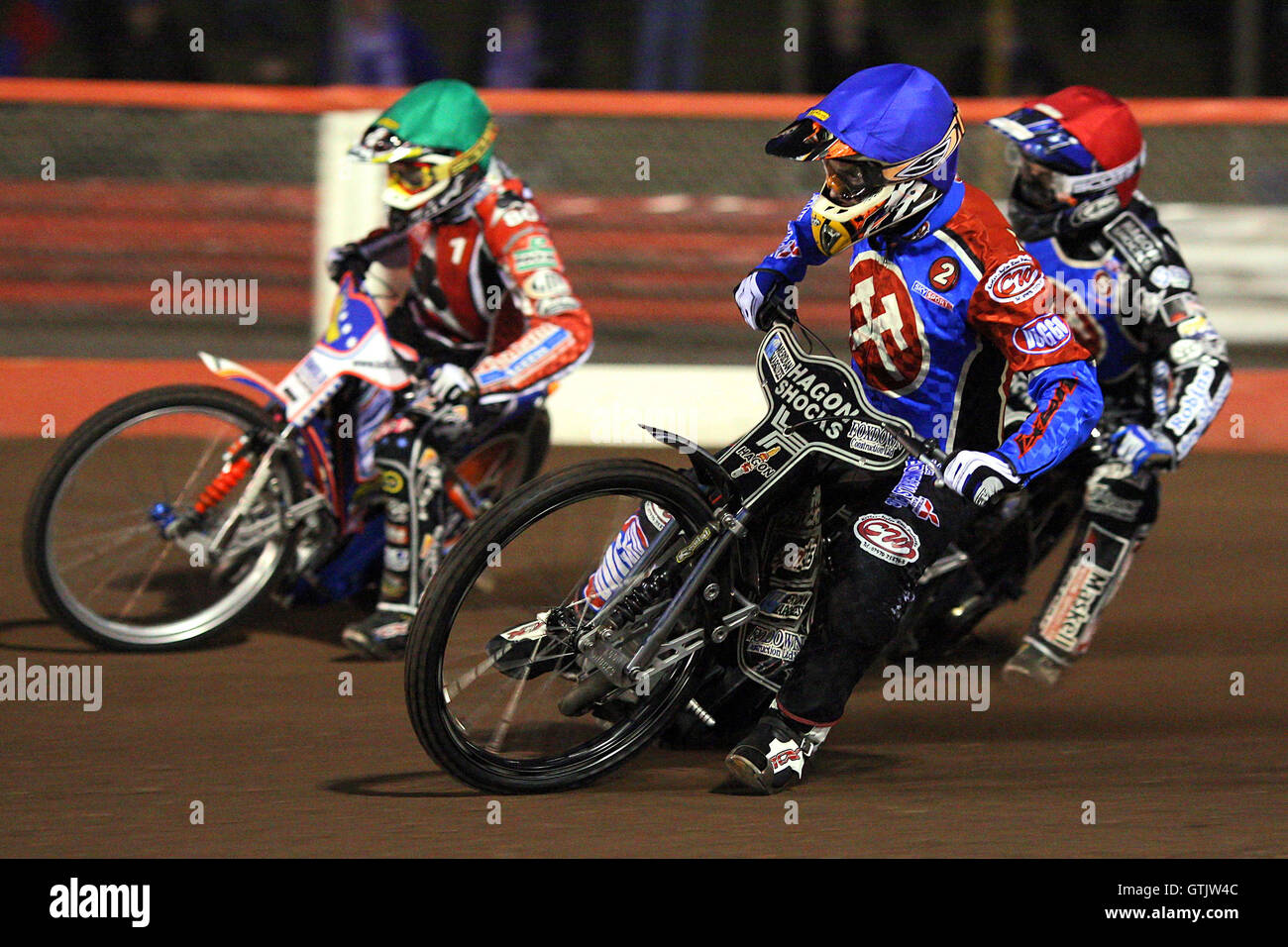 Heat 1: Bridger (blue), Crump (green) and Kennett - Lakeside Hammers vs ...