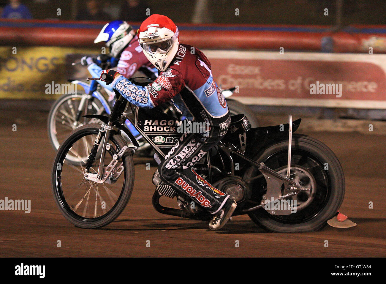Heat 13: Lee Richardson (red) and Piotr Swiderski - Lakeside Hammers vs ...