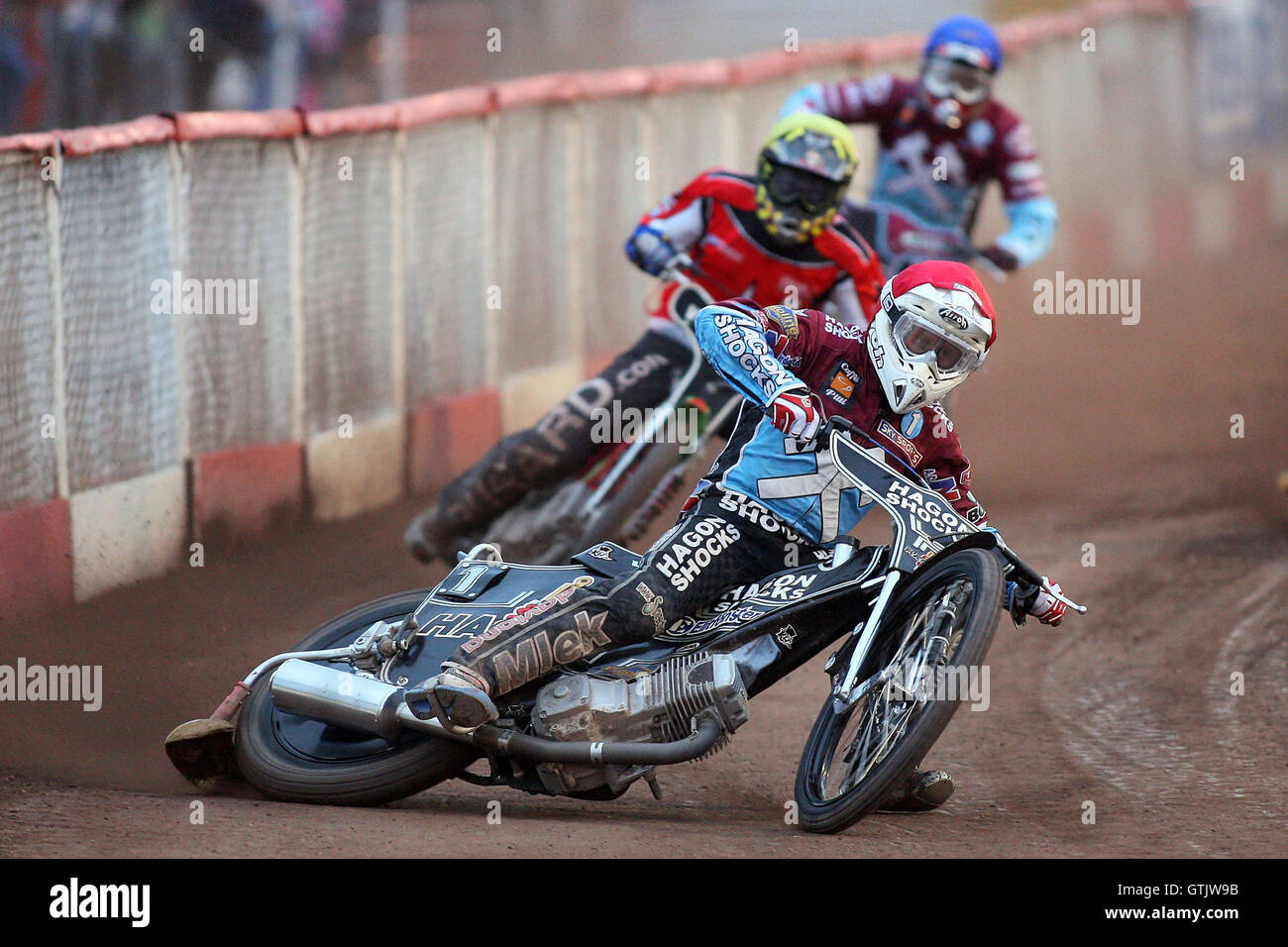 Heat 6: Lee Richardson (red), Joonas Kylmakorpi (blue) and Ricky Kling ...