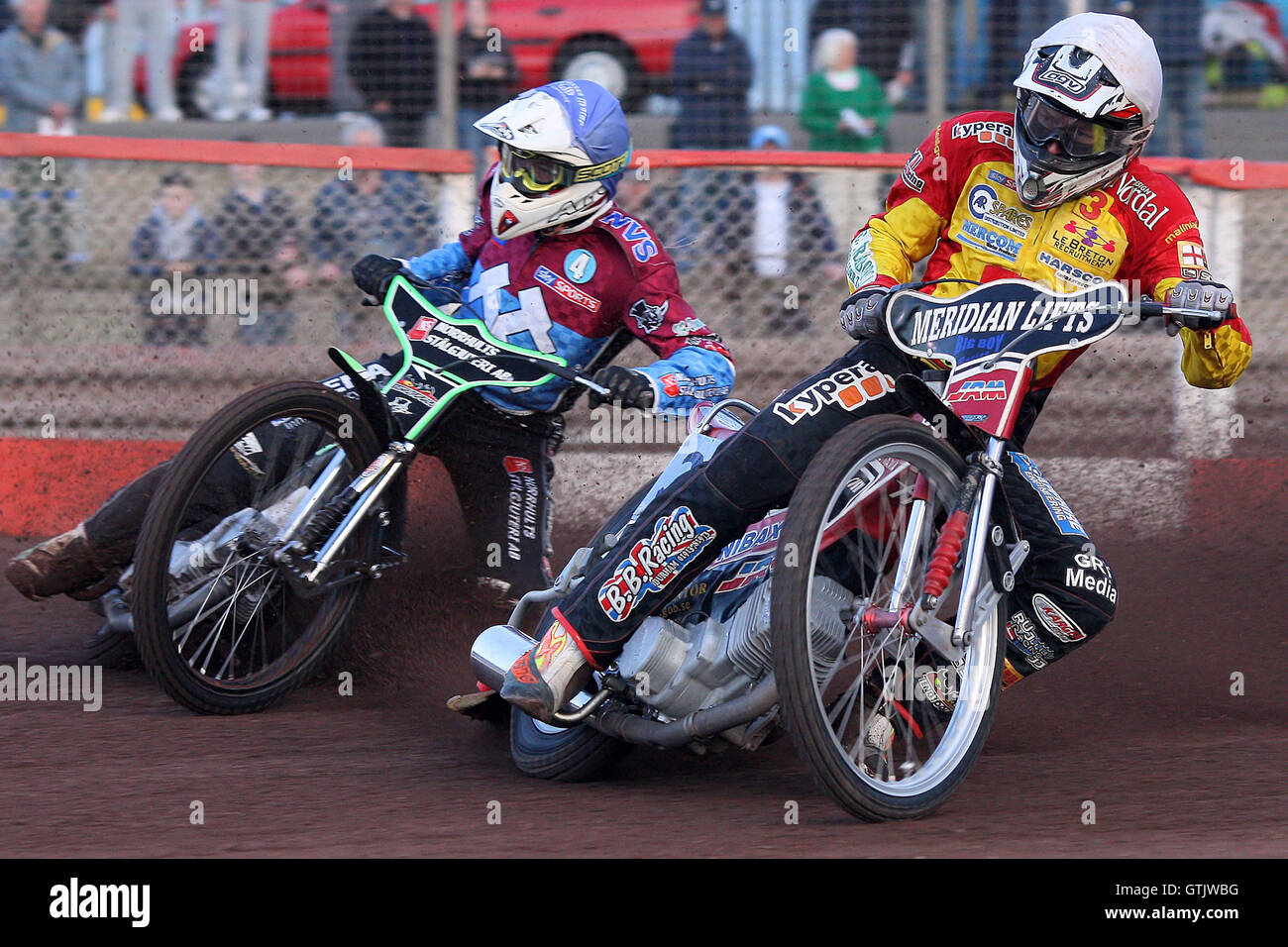 Heat 3: Ulrich Ostergaard (white) and Peter Ljung - Lakeside Hammers vs ...