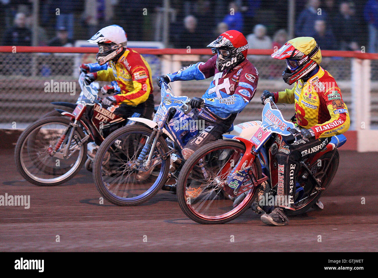 Heat 12: Kauko Nieminen (red), Stuart Robson (blue), James Wright and ...
