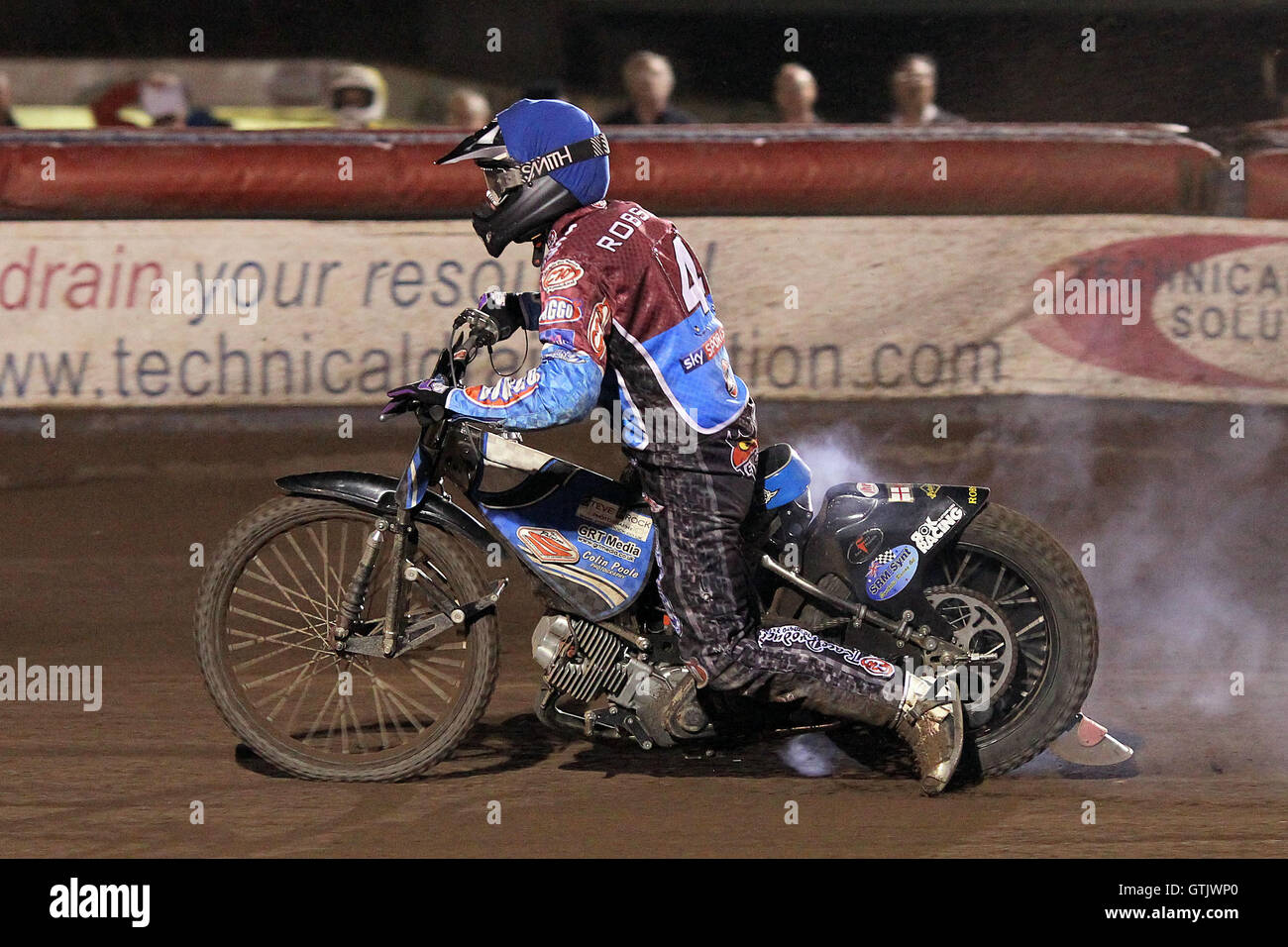 Heat 9: Stuart Robson suffers engine trouble - Lakeside Hammers vs ...