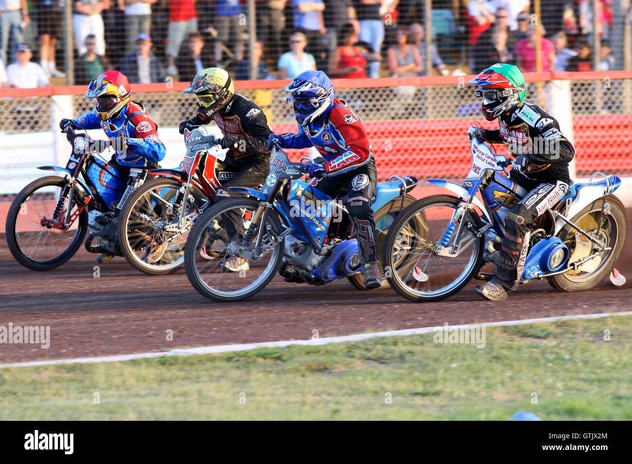 Heat 9: Adam Shields (red), Lubos Tomicek (blue), Simon Stead (green ...