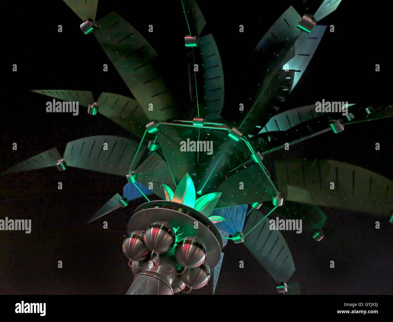 Mechanical tree hi-res stock photography and images - Alamy