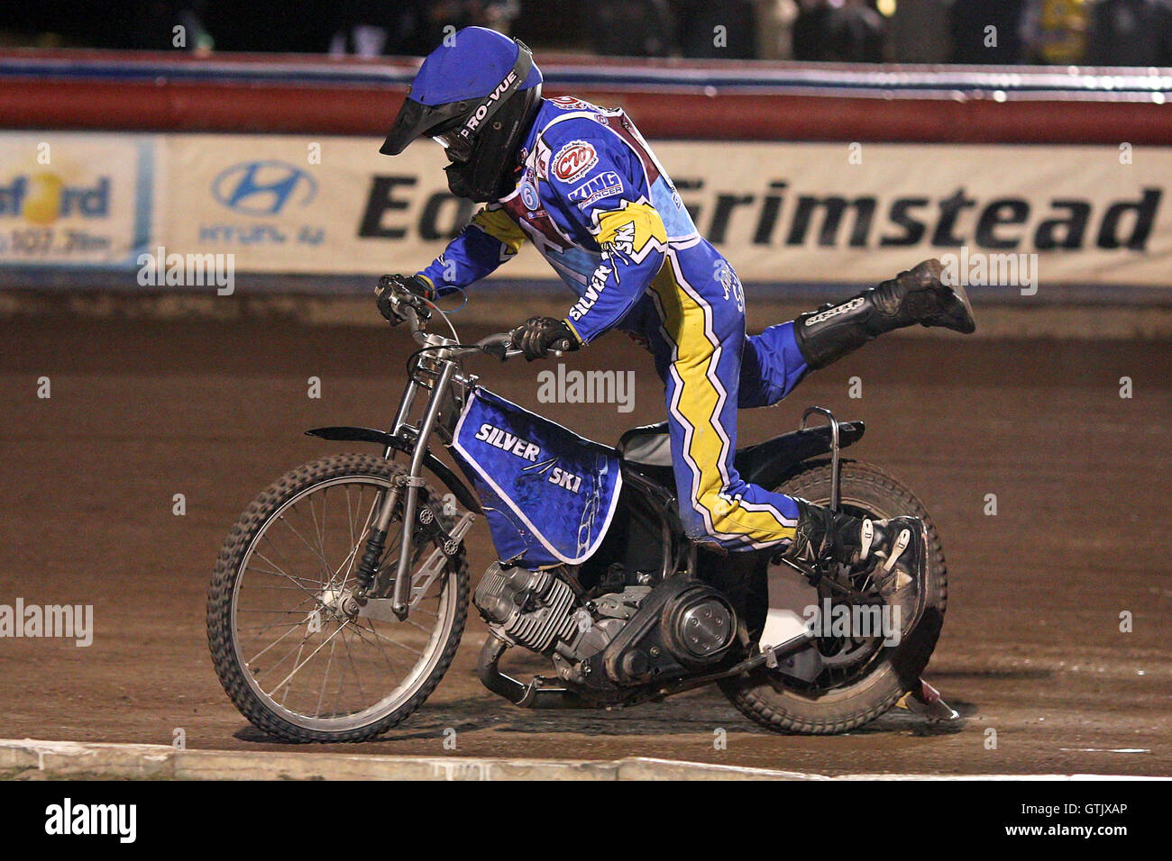 Heat 7: Andrew Silver jumps back on to his bike having taken a tumble ...