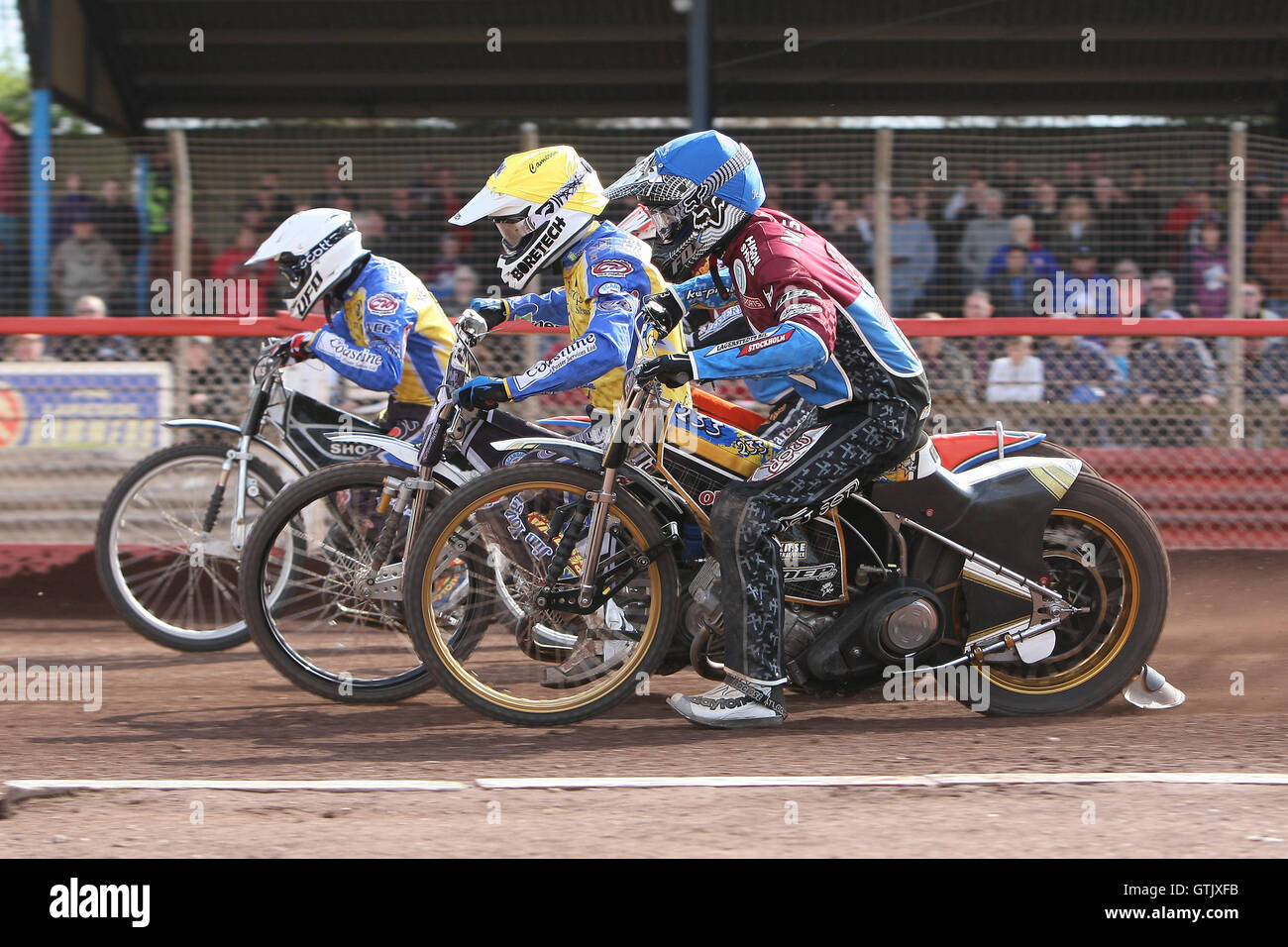 Heat 10: Kim Nilsson (blue), Simon Gustafsson (white) and Cameron ...