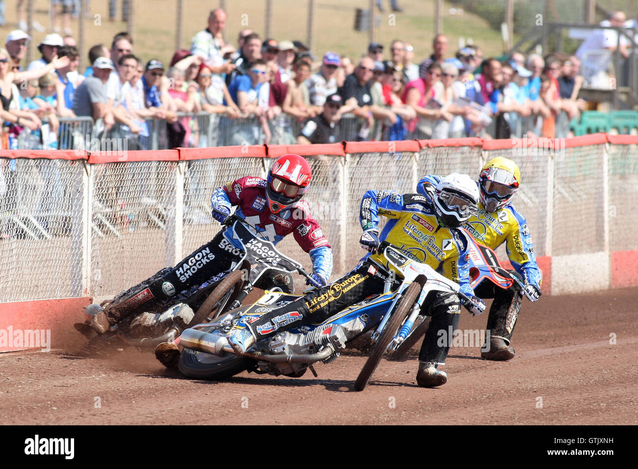 Heat 1: Richardson (red), Pedersen (white) and Dryml (yellow) race in ...