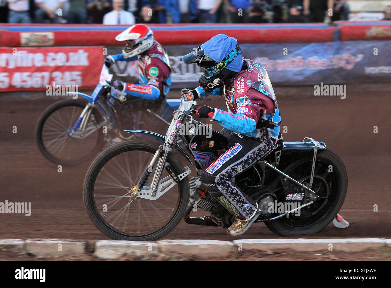 Heat 4: Robert Mear (blue) and Piotr Swiderski - Vortex Lakeside ...