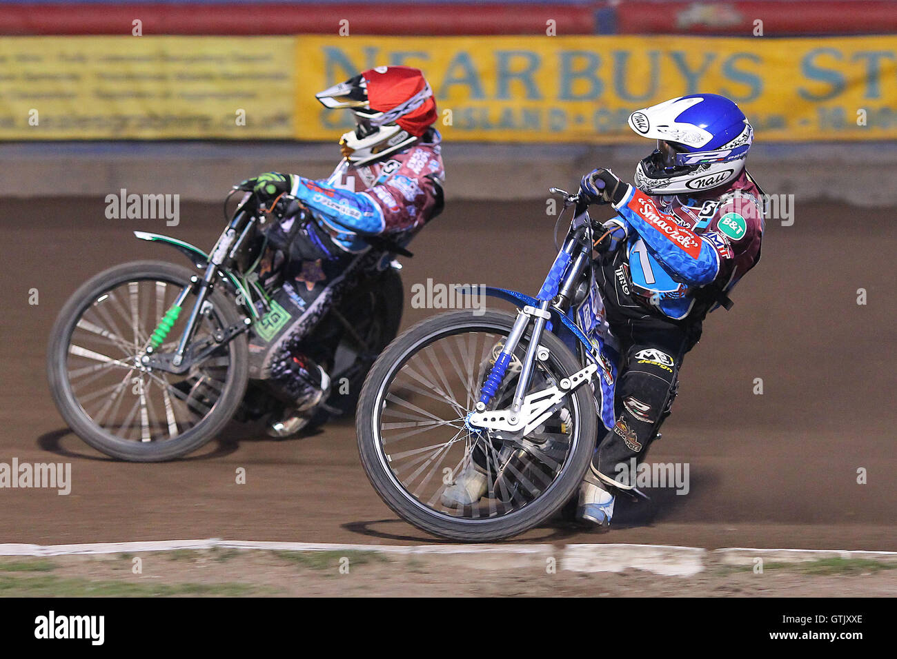 Heat 9: Lewis Bridger (red) and Piotr Swiderski (blue) - Vortex ...