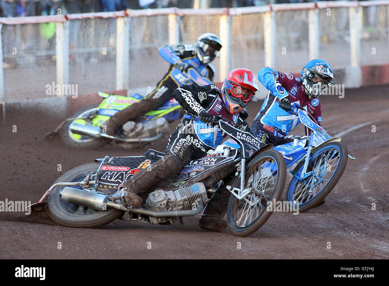 Heat 1: Lee Richardson (red), Kauko Nieminen (blue) and Kenneth Bjerre ...