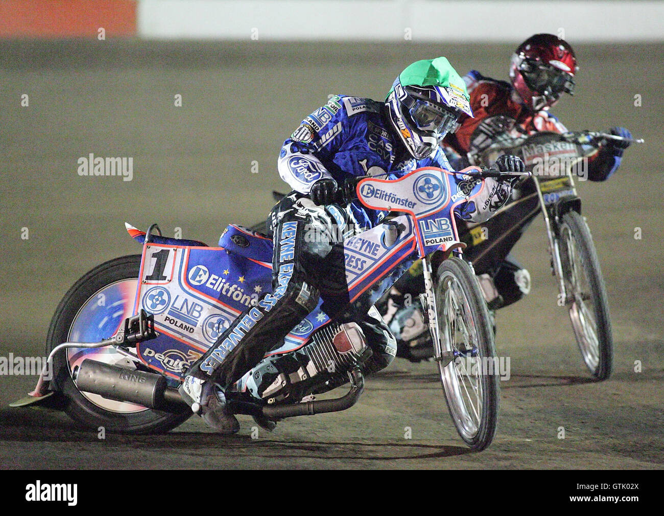 Heat 13 - Crump (green), Norris - Lakeside Hammers vs Poole Pirates ...