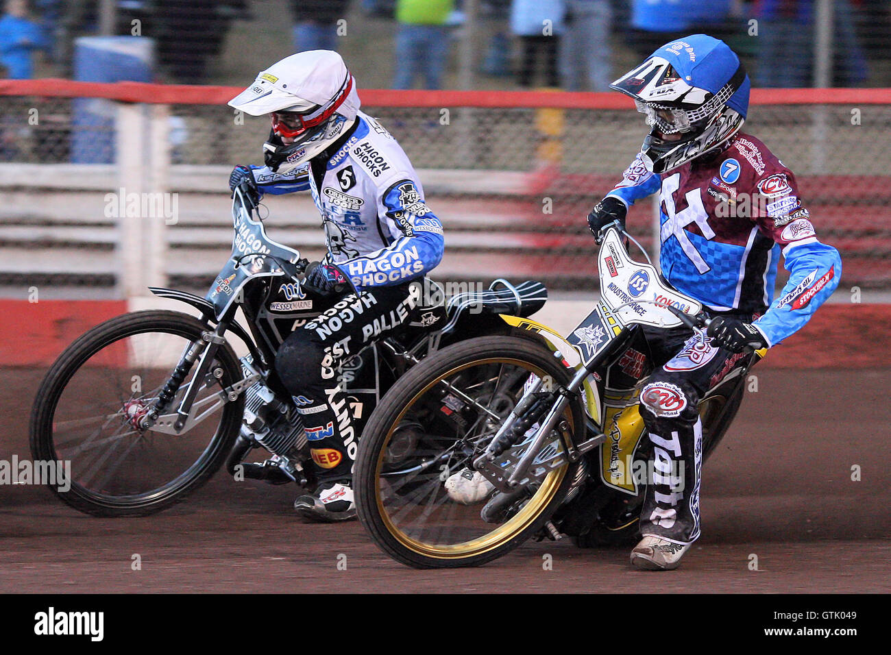 Heat 4: Kim Nilsson (blue) and Darcy Ward - Lakeside Hammers vs Poole ...