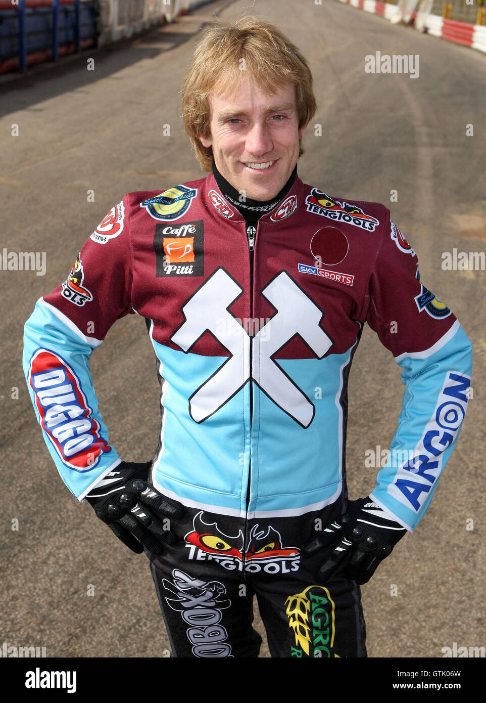 Adam Shields of Lakeside - Lakeside Hammers Press & Practice Day at ...