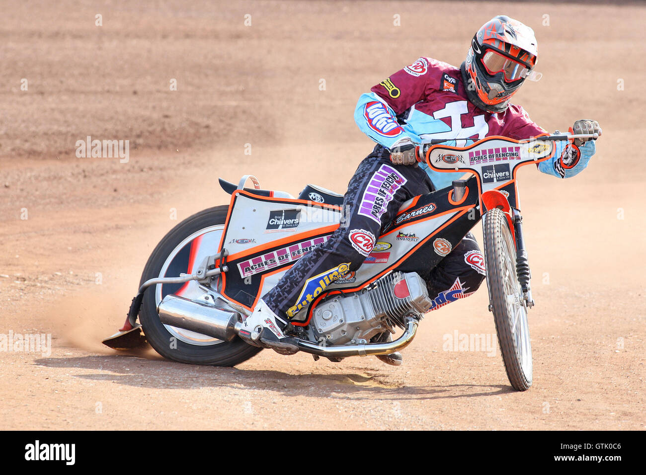 Chris Mills of Lakeside Hammers rides during practice - Lakeside ...
