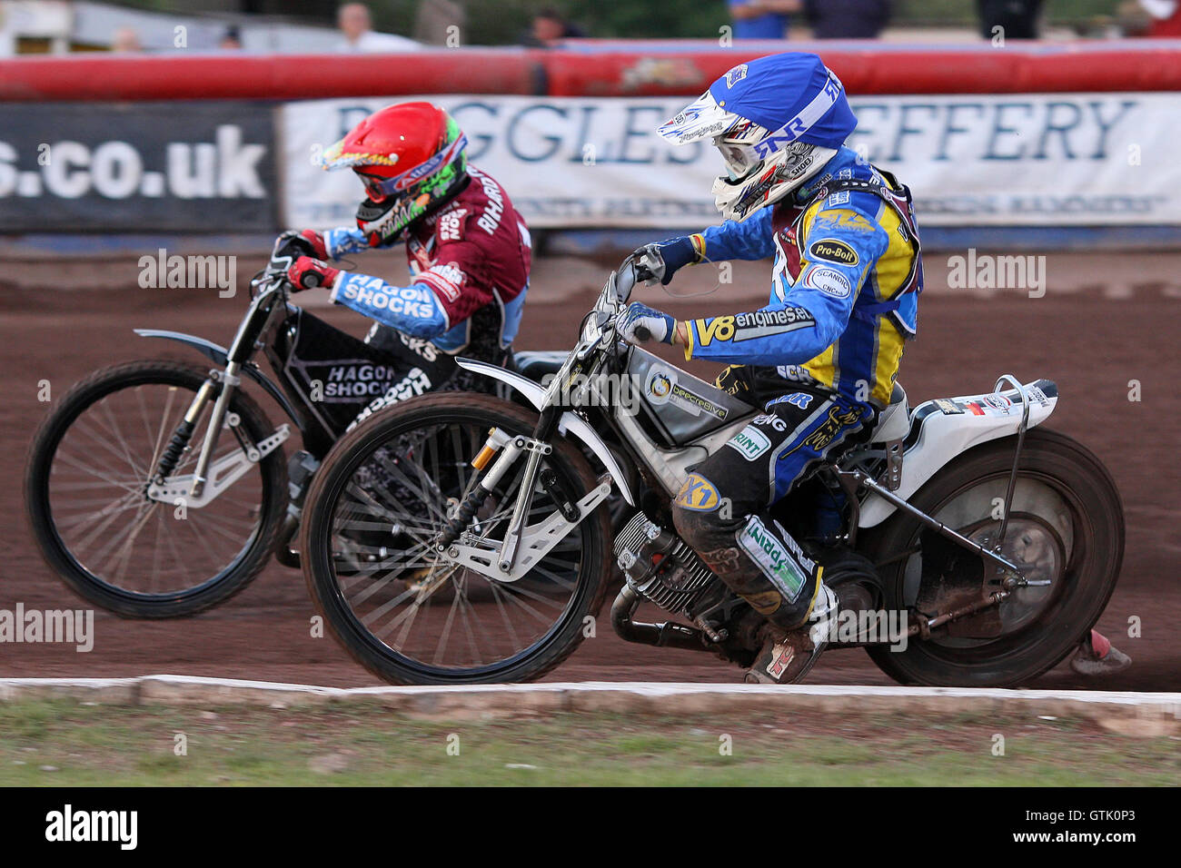 Heat 1: Lee Richardson (red) and Cameron Woodward (blue) - Lakeside ...